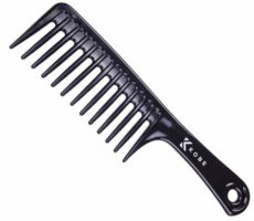 The Best Curly Hair Detangling Tools And Is Finger Detangling The Best One?